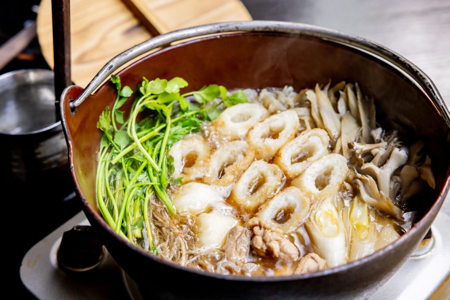 A Feast of Fragrance: Akita Prefecture’s Kiritanpo Hot Pot : SHUNGATE